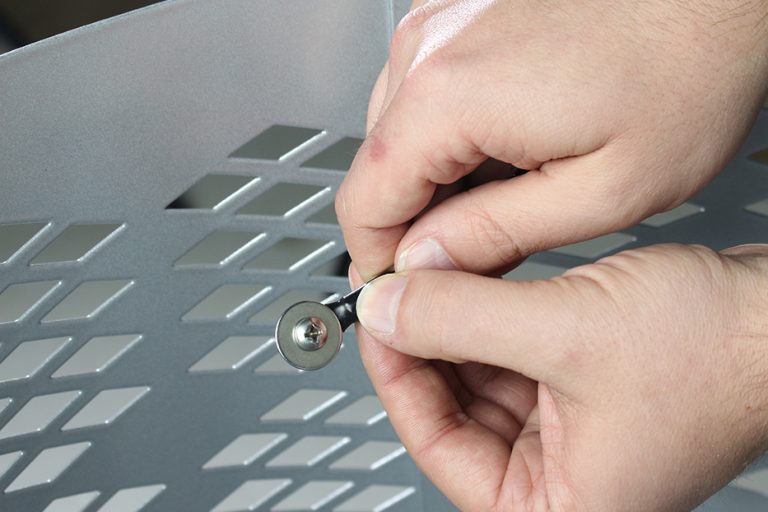 Sustainable City Series Tether Kit Installation | Busch Sy...