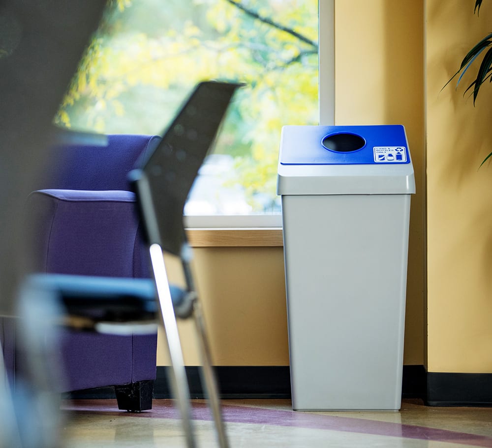 Smart Sort Recycling and Waste Bins | Busch Systems USA